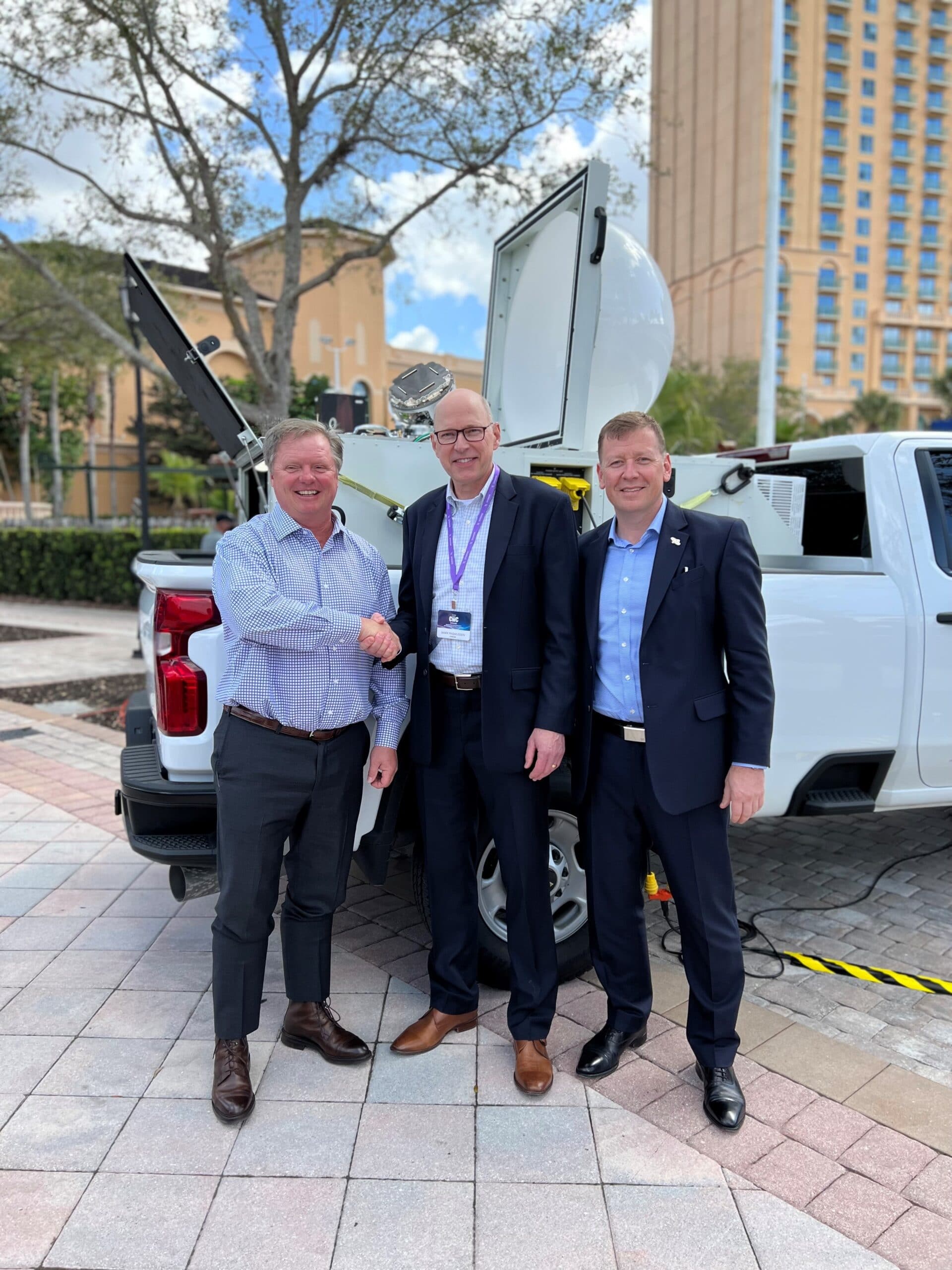 Satcom Direct’s Plane Simple™ Antenna System for Inflight Broadband ...